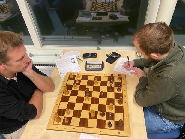 Borne 1 verliest thuiswedstrijd tegen Rijssen 1 « Schaakvereniging Borne